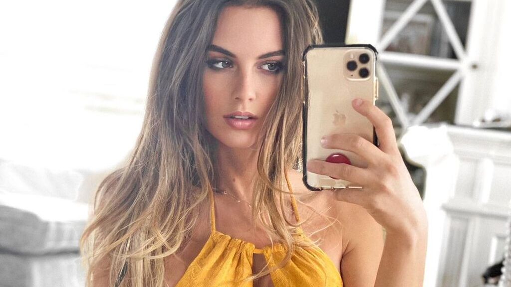 Knappe Love Island-deelneemster Lisa Moerman uit de kleren op Instagram