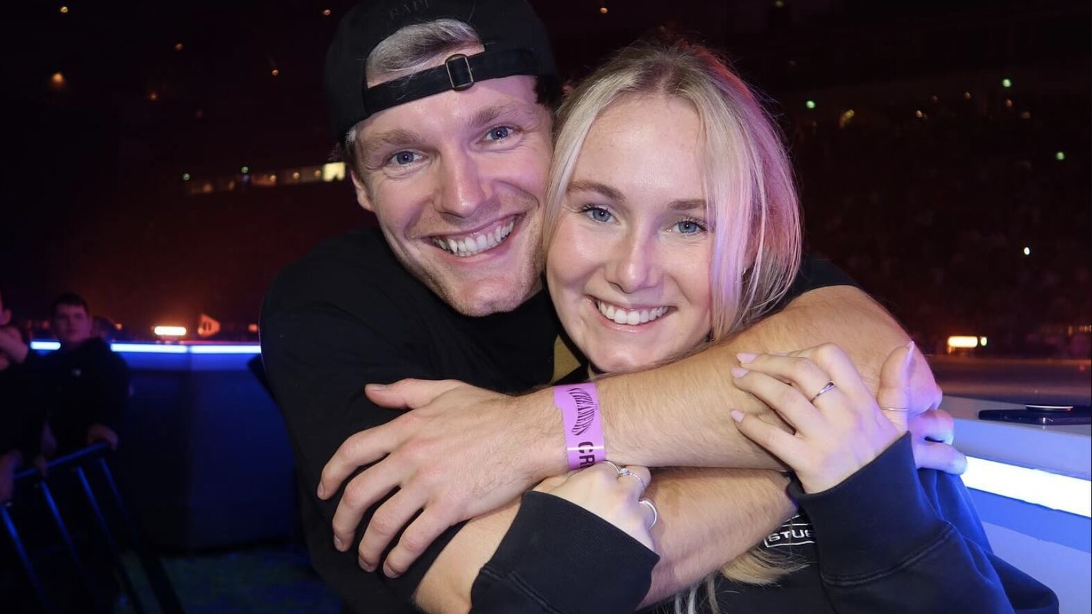 Binnenkijken in het gloednieuwe penthouse van YouTuber Enzo Knol