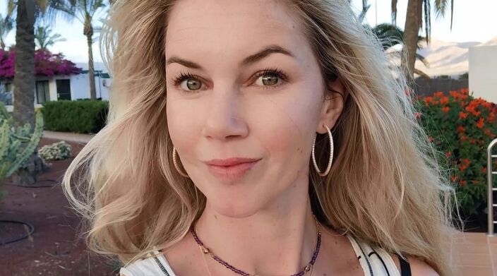 Zien: Anouk Hoogendijk laat volgers meegenieten van frisse duik